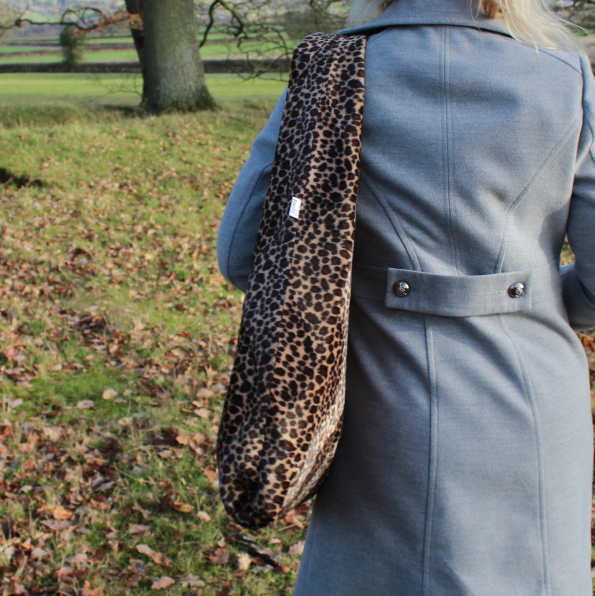 Golden Sand Leopard Print Shoulder Bag - Animal Print Slouch Bag – nushi